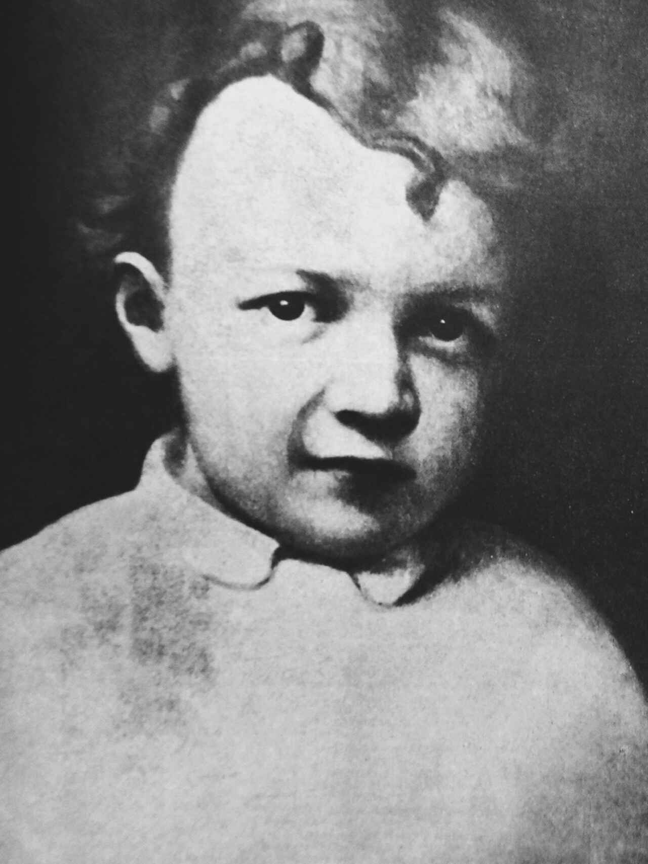 Biografía de Vladimir Lenin - Dossier Interactivo